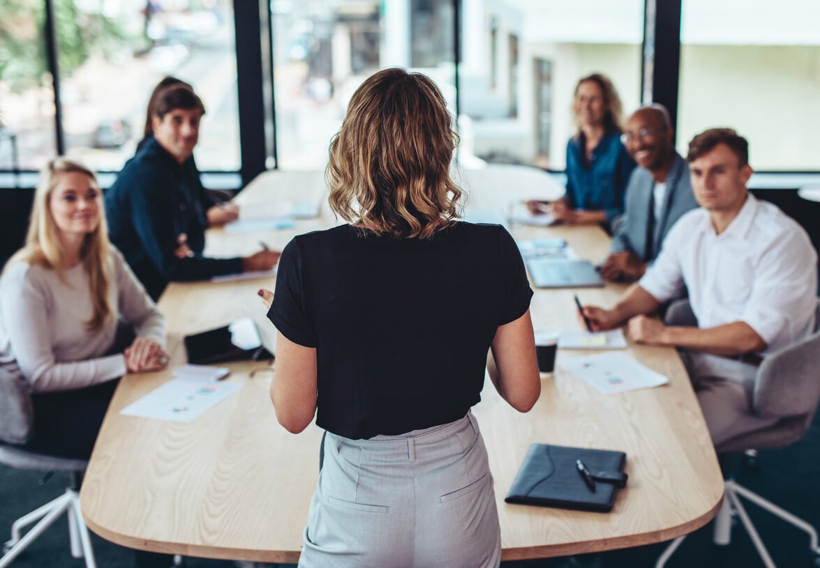 O que eu preciso saber para liderar pela primeira vez?