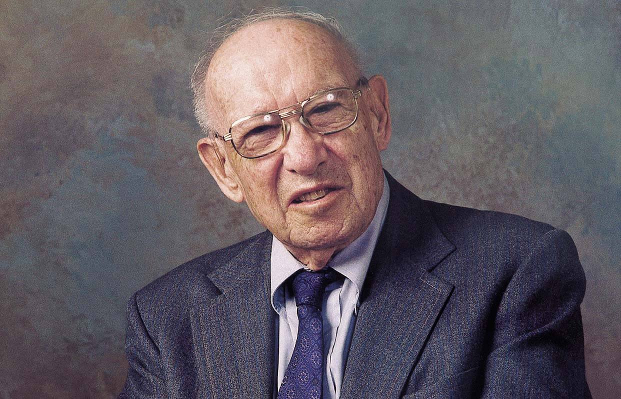 Por que todo mundo precisa ouvir o que Peter Drucker disse em sua ...