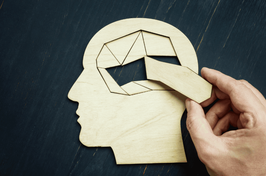 Pessoas mais inteligentes são mais felizes: estudo revela relação entre ...